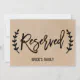 Invitación Rótulo "reservado" de la caligrafía de Faux Kraft | Zazzle.es