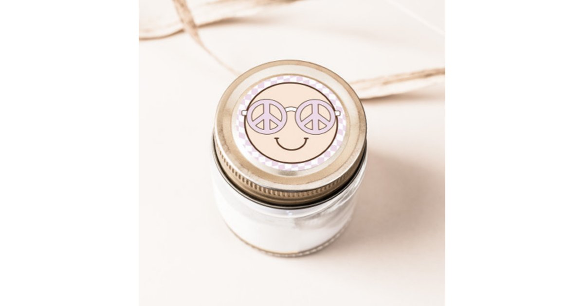 Pegatina Redonda Groovy Chica Checkered Happy Face | Cumpleaños | Zazzle.es